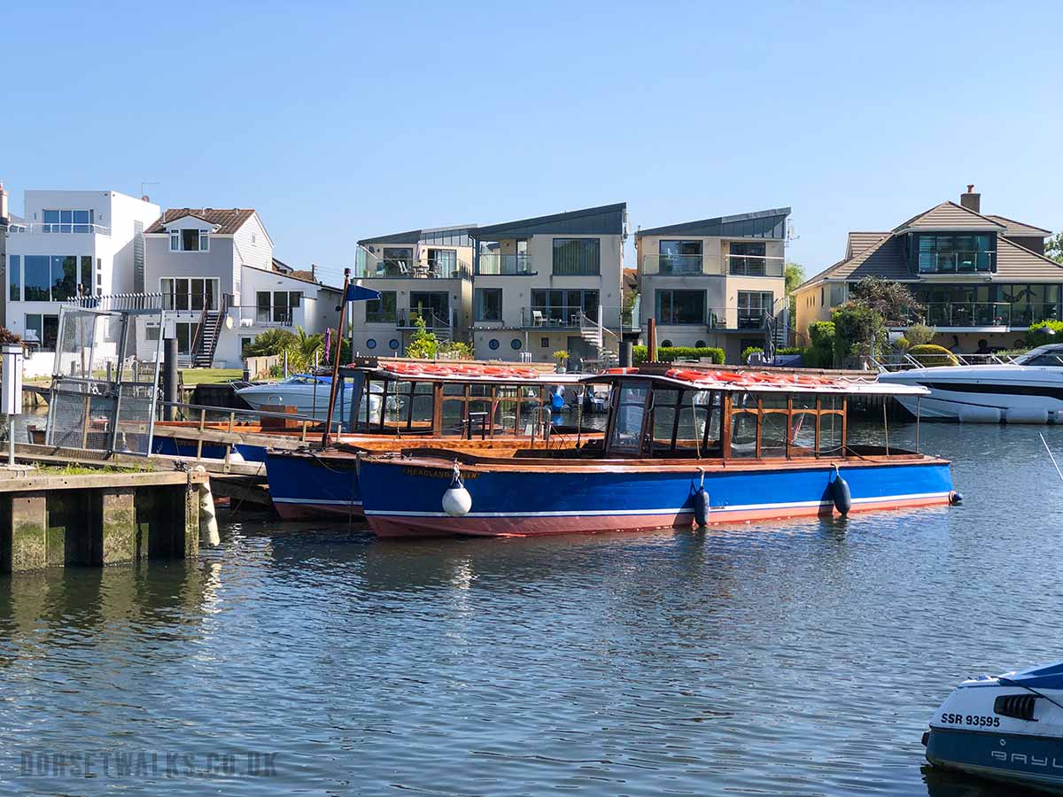 Mudeford Sandbank to Bournemouth Pier Walk 7 miles one-way
