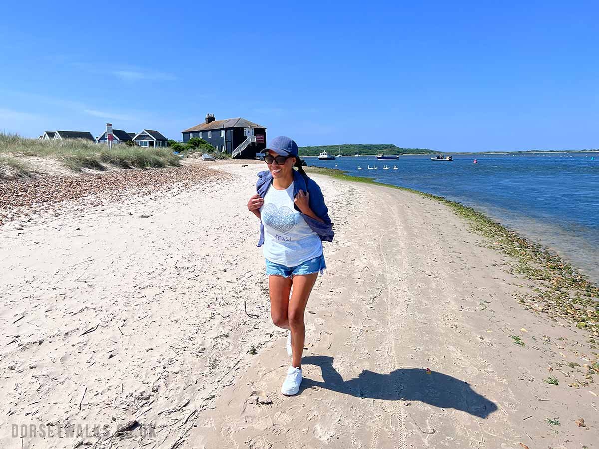 Mudeford Sandbank to Bournemouth Pier Walk 7 miles one-way