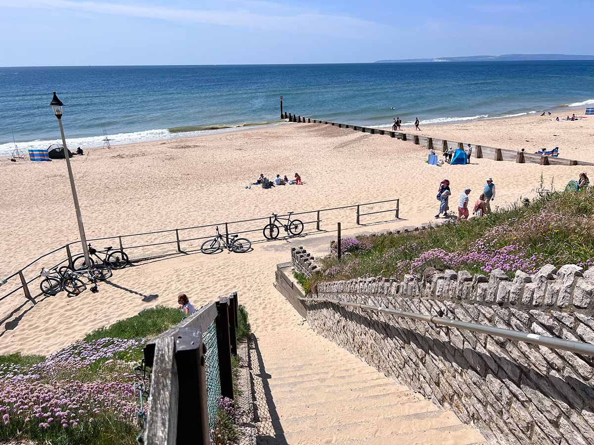 Mudeford Sandbank to Bournemouth Pier Walk 7 miles one-way